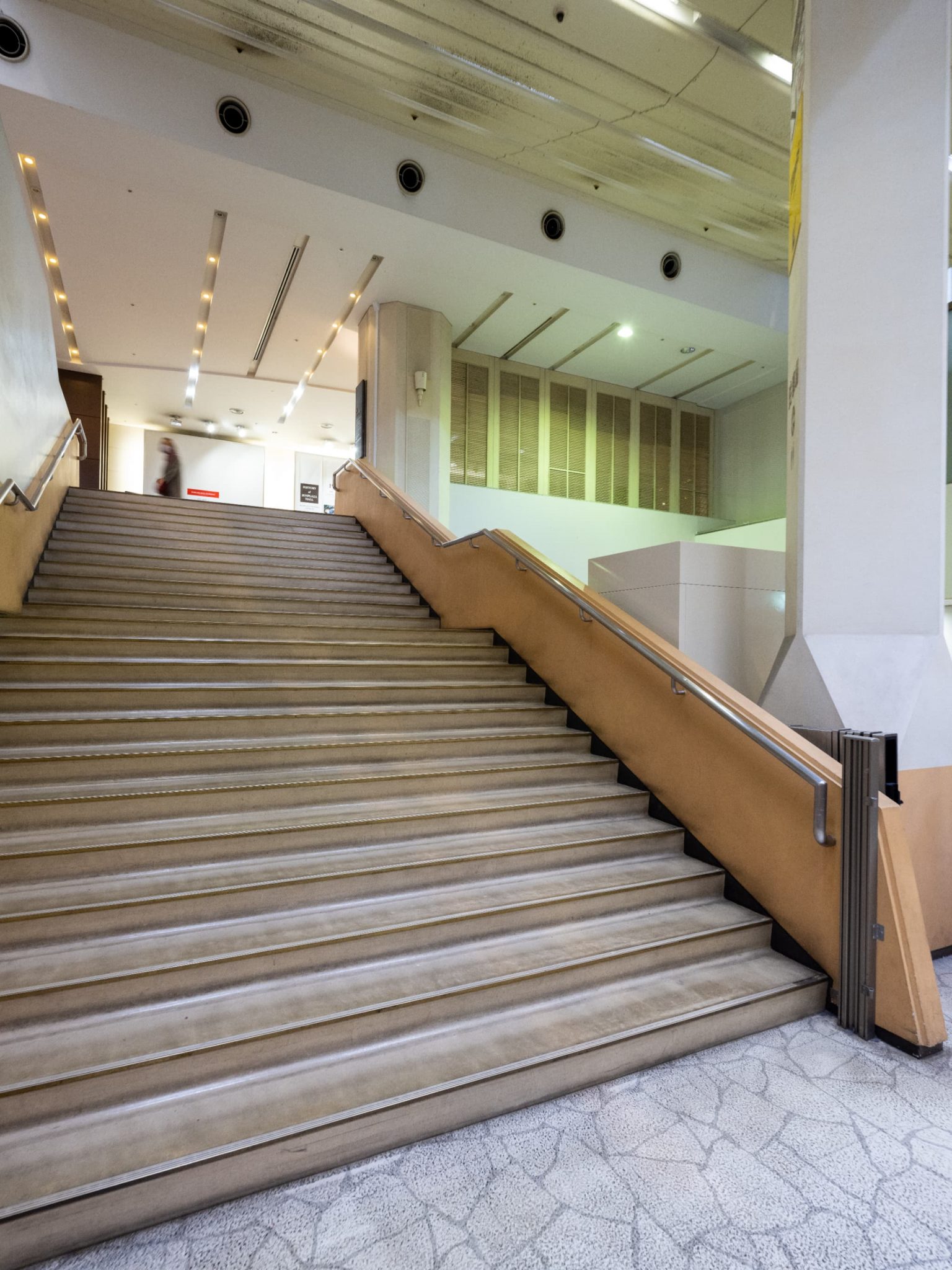 昭和ビル遺産の記憶 #5│中野サンプラザ（中野） | web太陽 ― webtaiyo