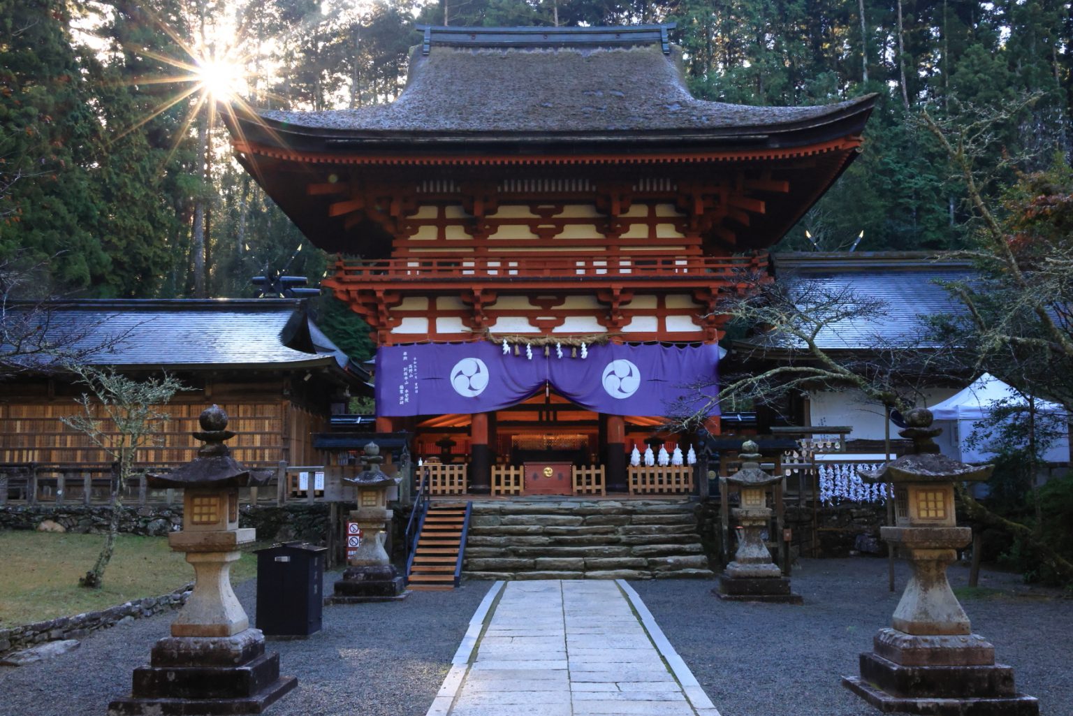 空海 祈りの絶景 #19 高野山の下賜へ〜丹生都比売神社と轉法輪寺〜 | web太陽 ― webtaiyo